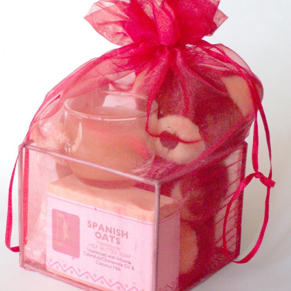 Red Organza Spa Cube Gift Set With Shea Butter Natural Soap on Luulla