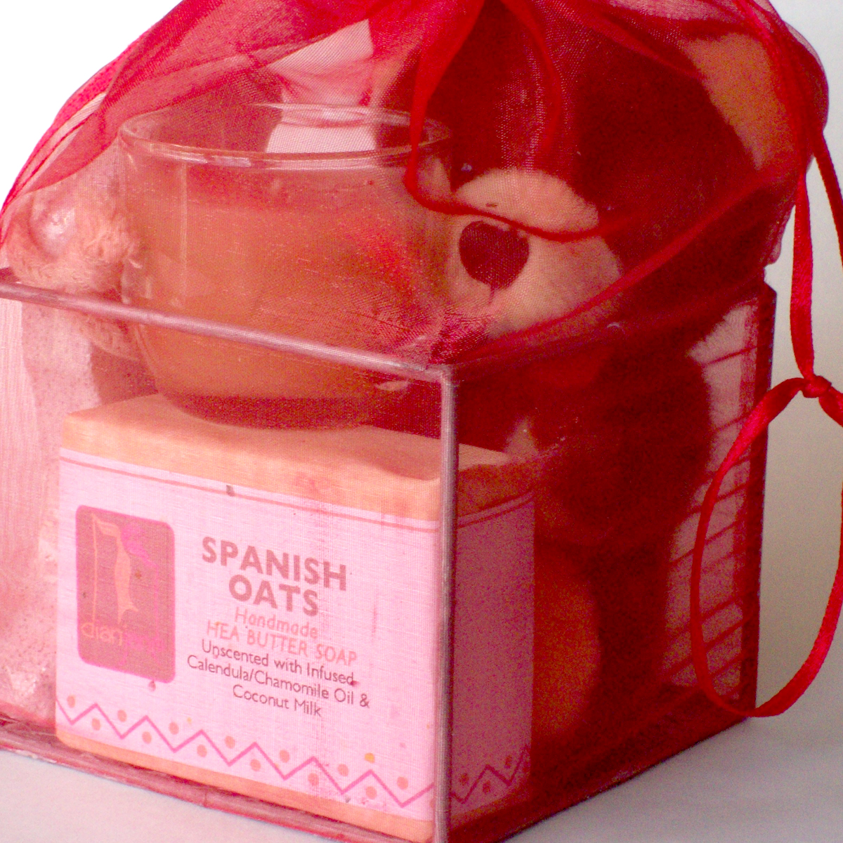 Red Organza Spa Cube Gift Set With Shea Butter Natural Soap on Luulla